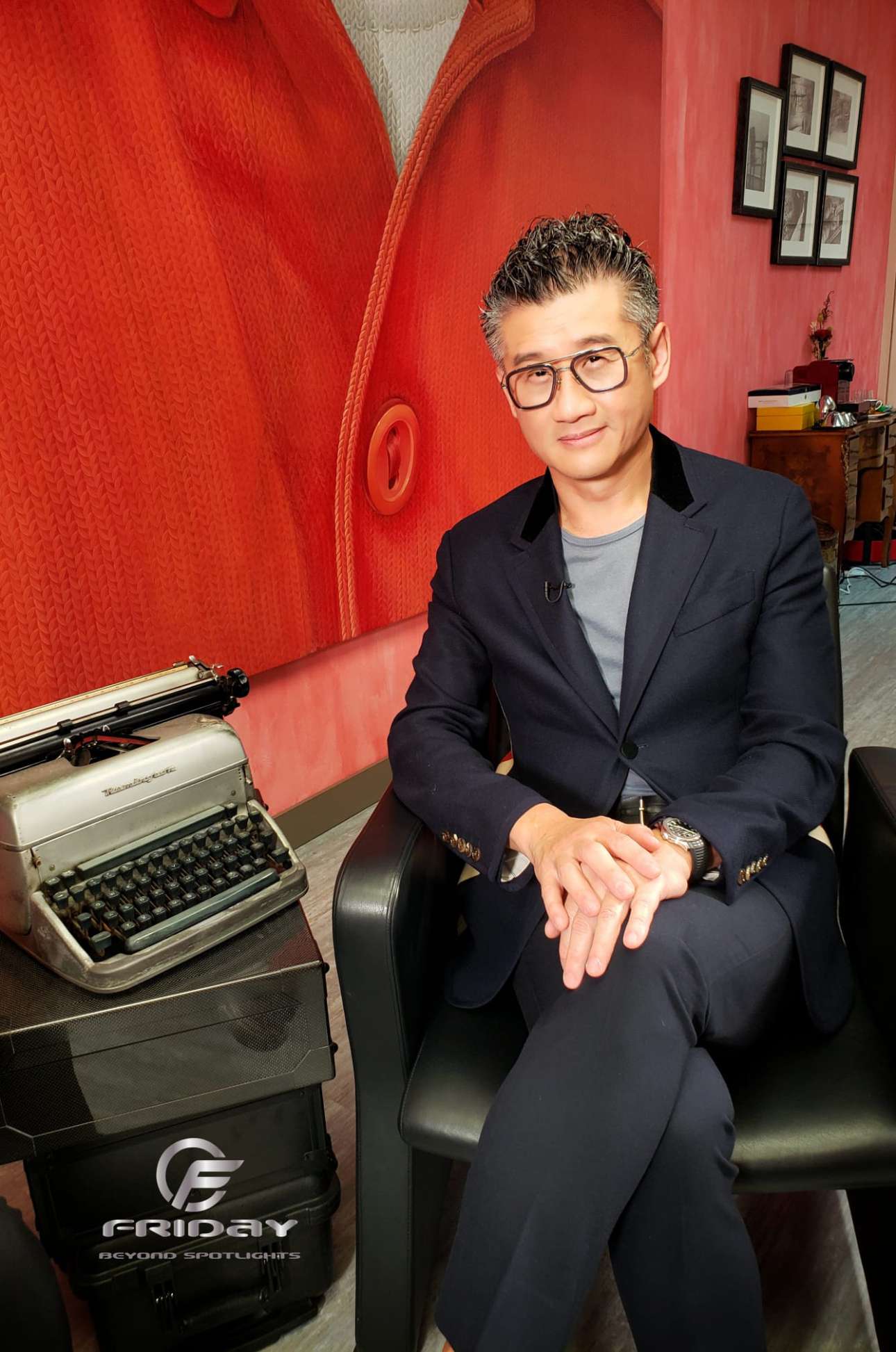 Top doctor Tony Mok reveals family’s rags-to-riches past – Fridayeveryday